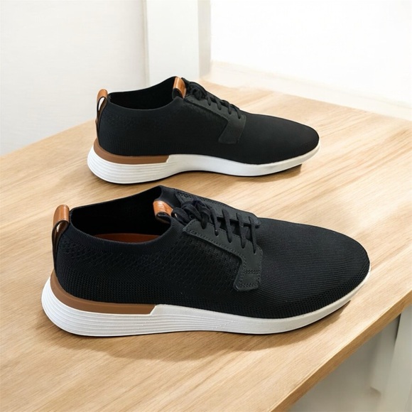 Wolf & Shepherd | Shoes | Wolf Shepherd Swiftknit Black And White Lace ...